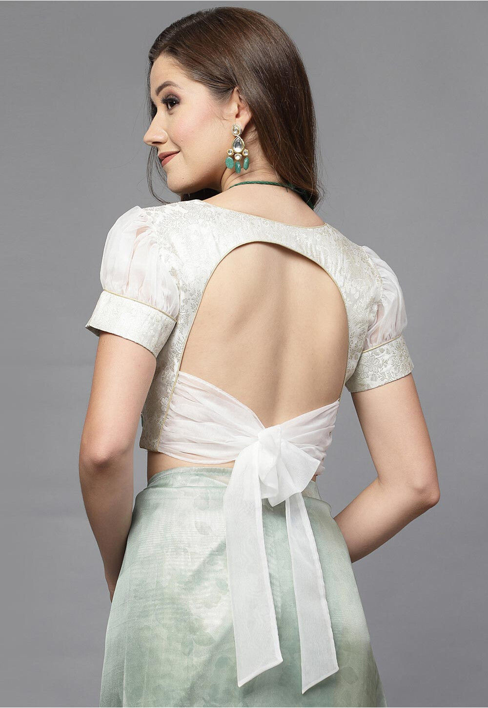 25 Must-Try Blouse Back Neck Designs for Every Woman