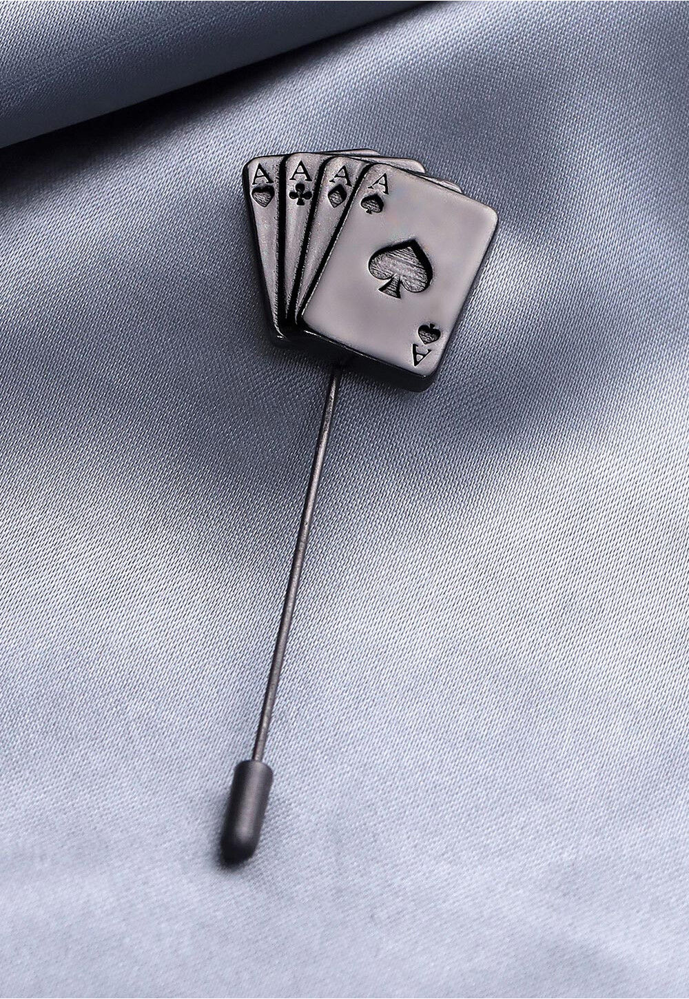 Buy Aces Rule Metallic Lapel Pin Online : MTE2070 - Utsav Fashion