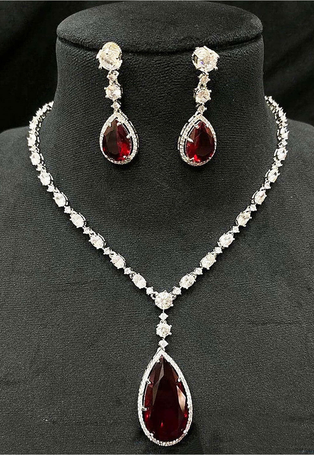 Buy American Diamond Studded Necklace Set Online : JQT714 - Utsav Fashion
