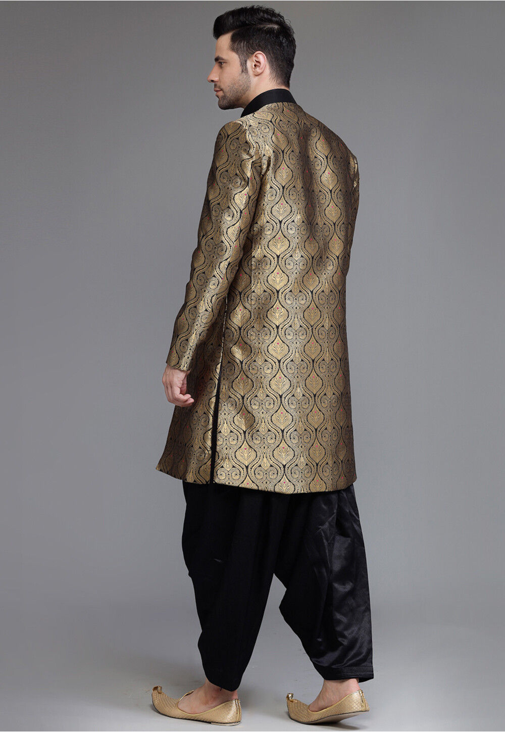 Buy Brocade Sherwani in Black and Beige Online : MXX422 - Utsav Fashion