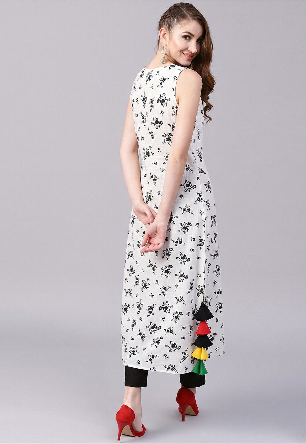Buy Digital Printed Cotton Slub Pakistani Suit in White Online : KQG112 ...