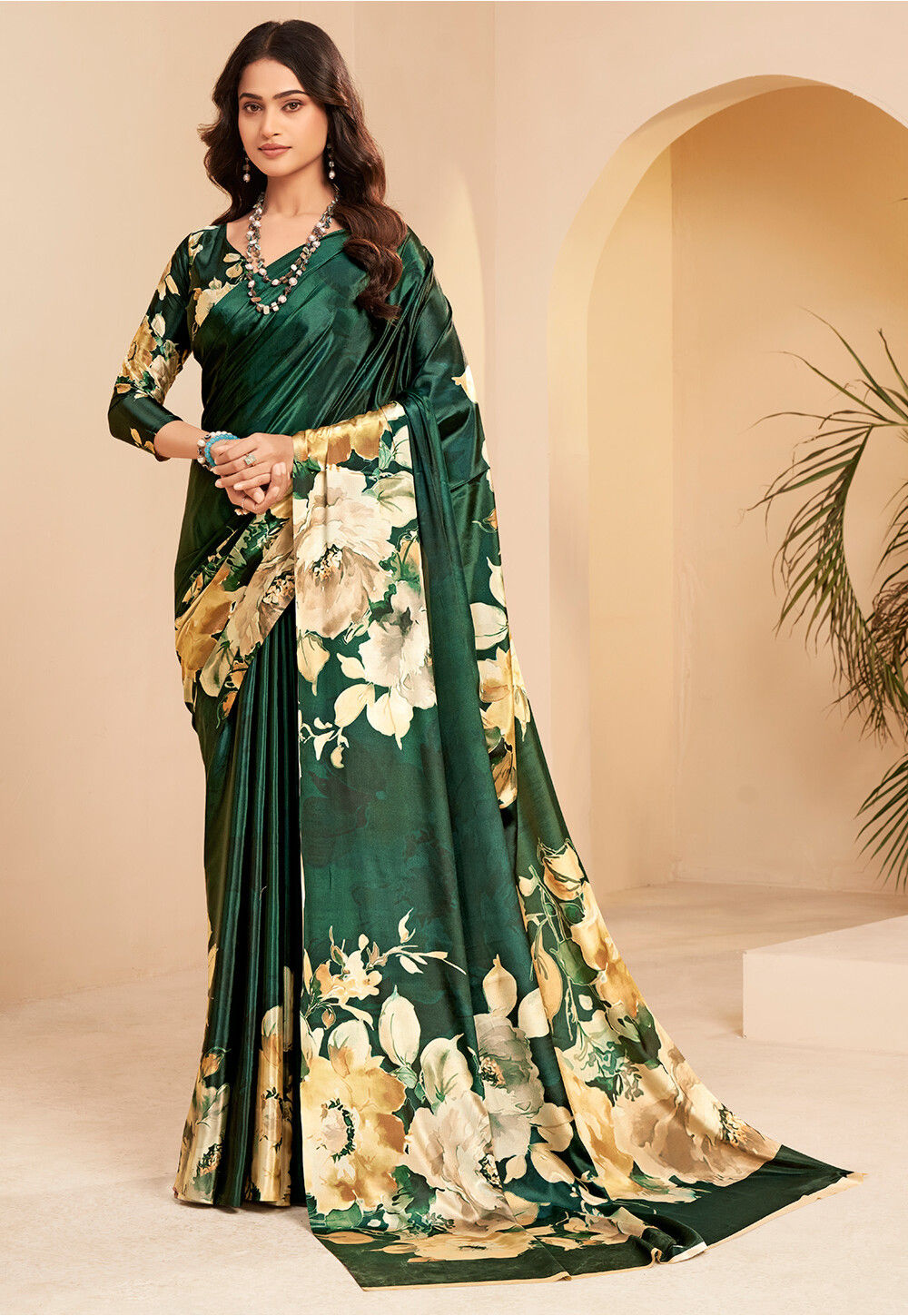 Buy Digital Printed Crepe Saree in Dark Green Online : STN2337 - Utsav ...