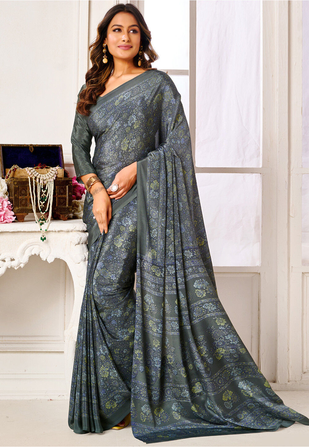 Buy Digital Printed Crepe Saree in Grey Online : SEW16008 - Utsav Fashion
