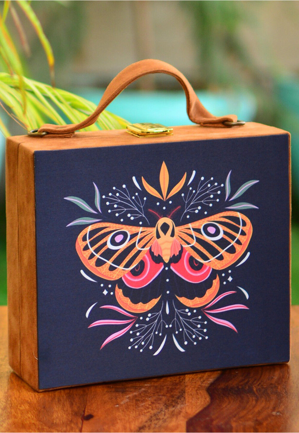 Buy Digital Printed Suede Square Clutch Bag in Black Online : DVN2453 - Utsav Fashion