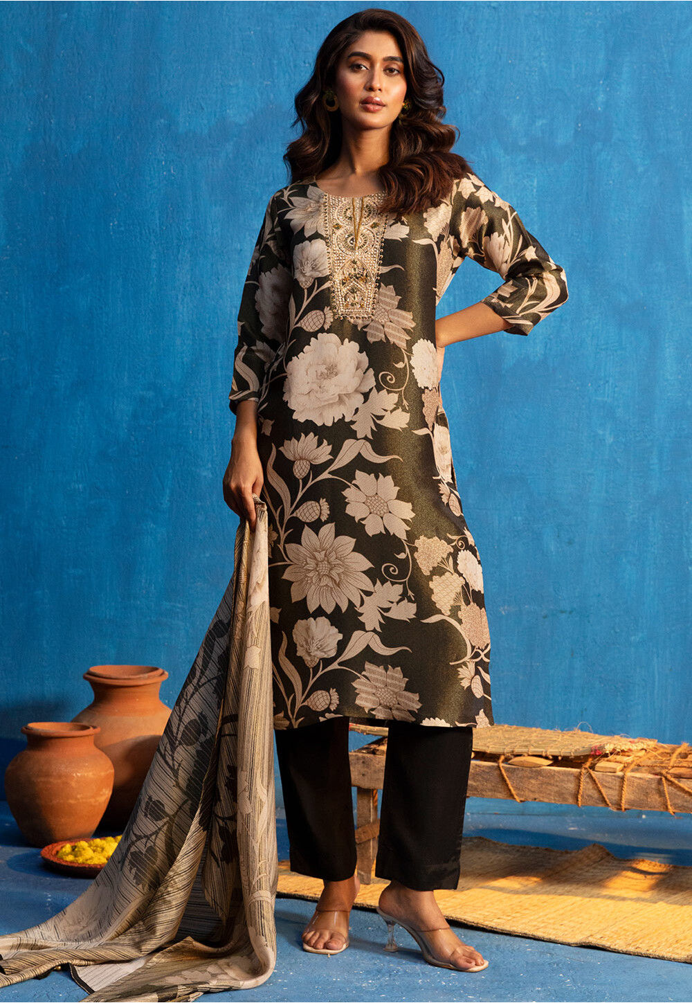 Buy Digital Printed Tissue Pakistani suit in Black Online : KNG177 ...