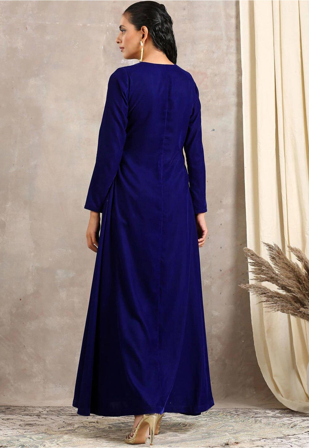 Buy Embroidered Velvet Front Slit Kurta in Royal Blue Online : TVE1149 ...