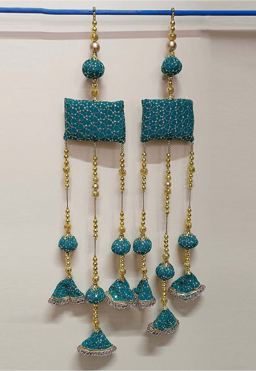 Buy Hand Crafted Pair of Dangles Online : JJE40 - Utsav Fashion