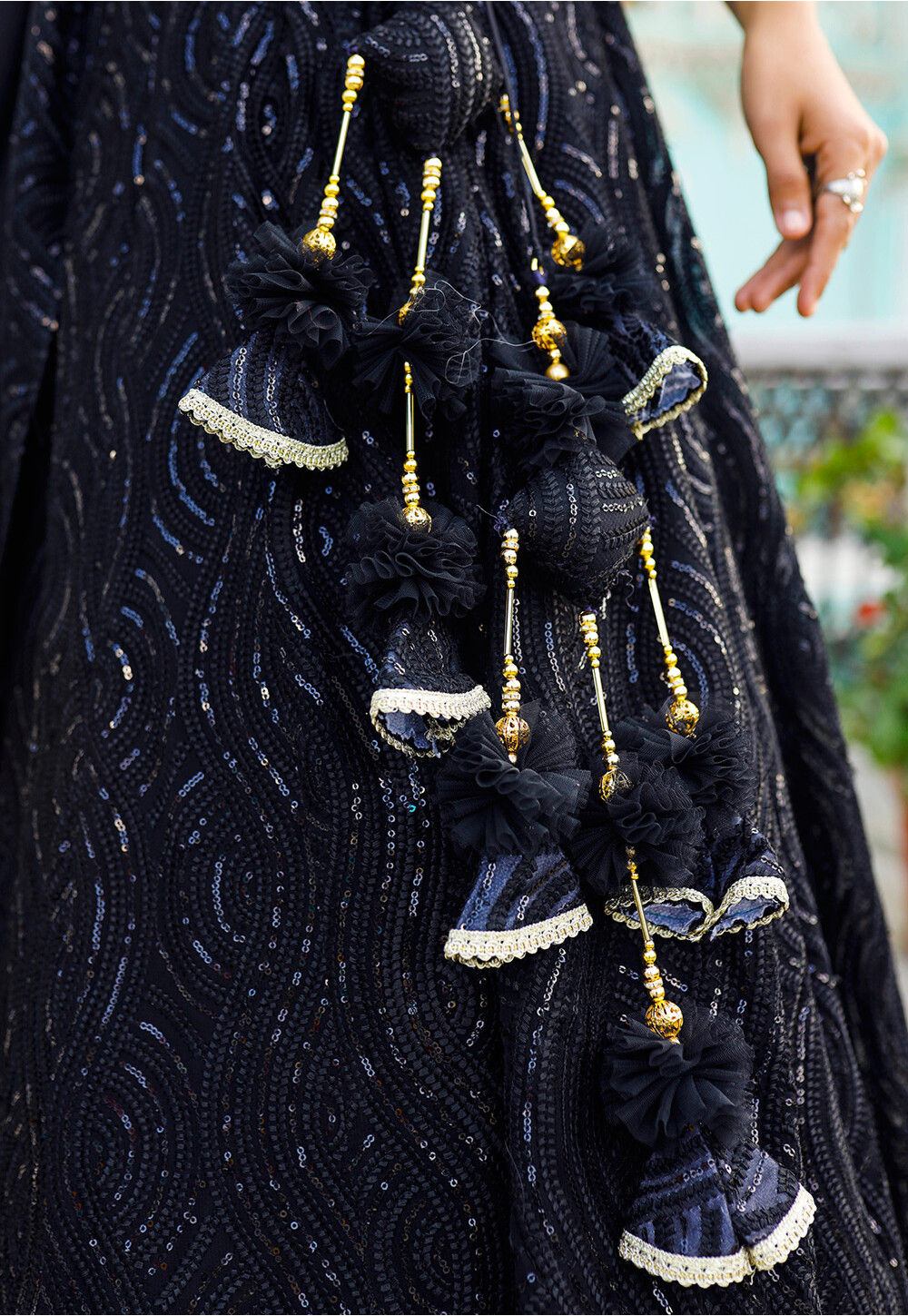 Buy Hand Crafted Takiya Shaped Pair of Dangles Online : JJE14 - Utsav ...