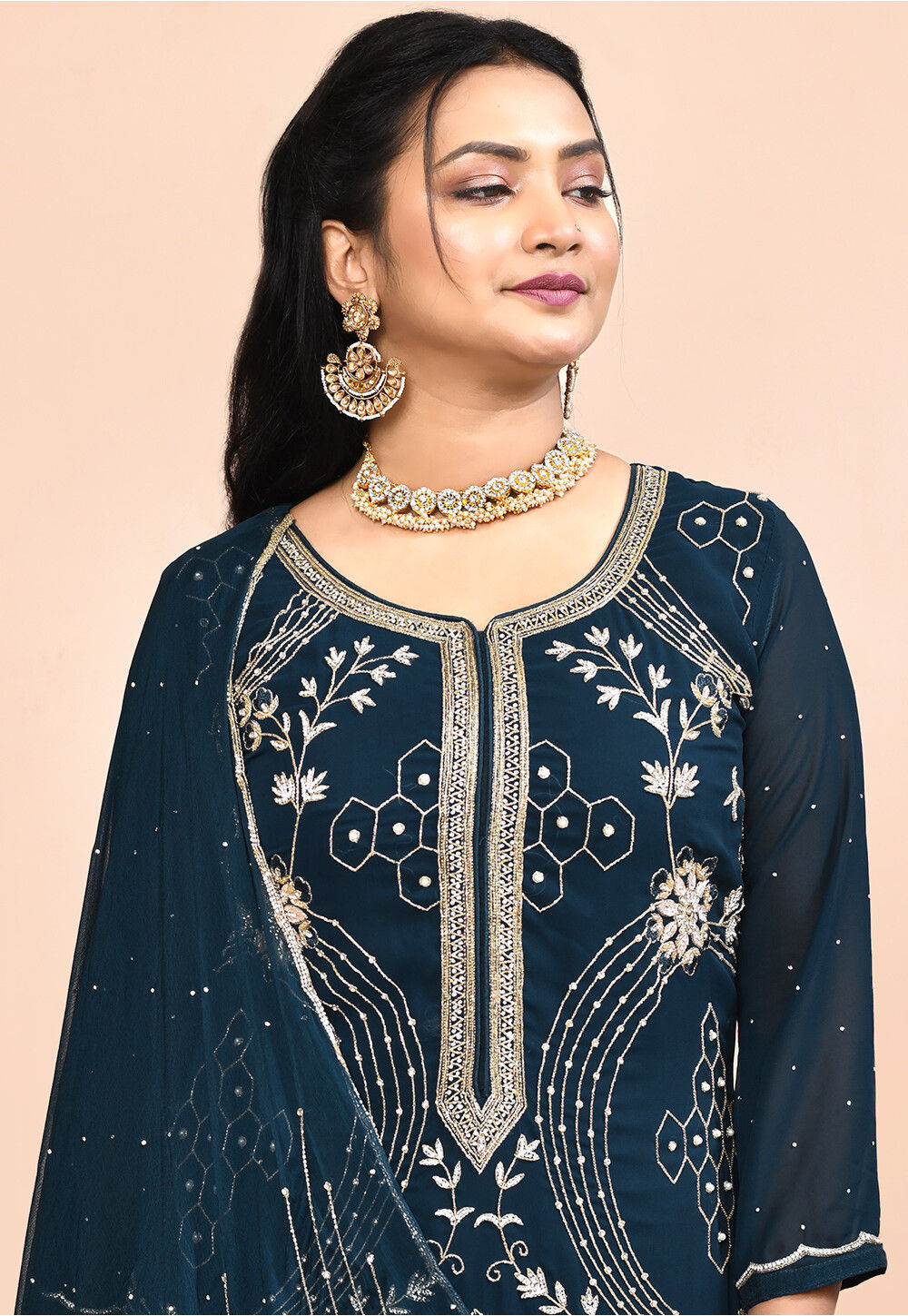 Hand Embroidered Georgette Pakistani Suit in Dark Blue : KQC404