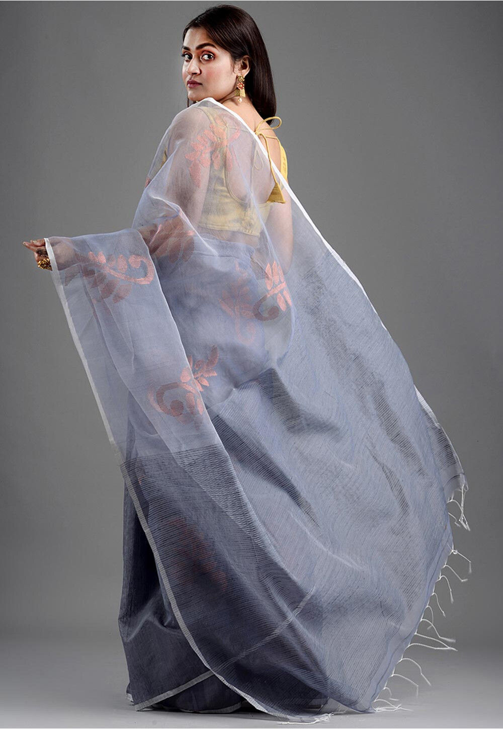 Buy Handloom Matka Silk Saree in Light Grey Online : SPN7461 - Utsav ...