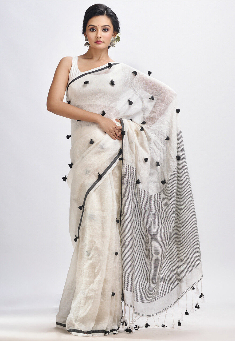 Buy Handloom Pure Linen Saree in Off White Online : SBEA1799 - Utsav ...