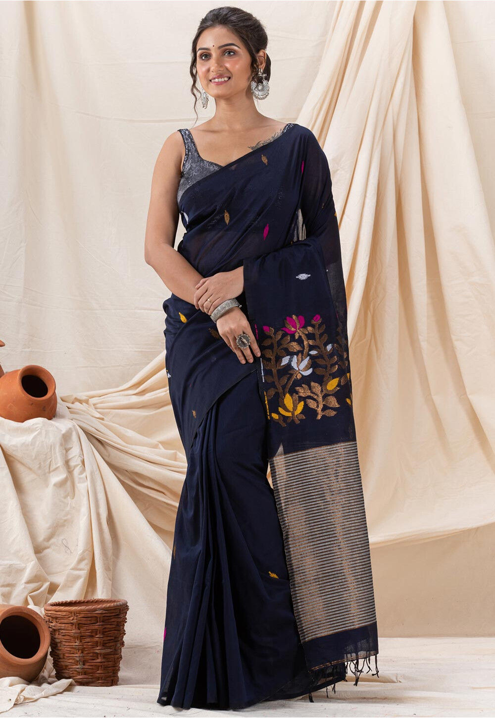 Buy Jamdani Pure Cotton Saree in Navy Blue Online : SBEA1651 - Utsav ...