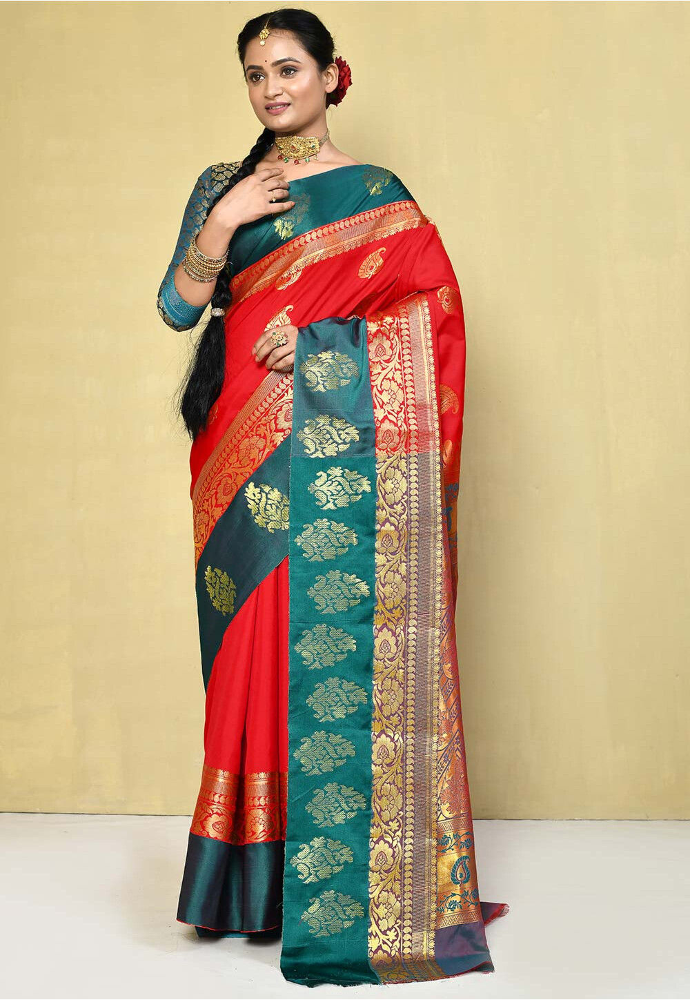 Buy Kanchipuram Saree in Red Online : SHJA256 - Utsav Fashion