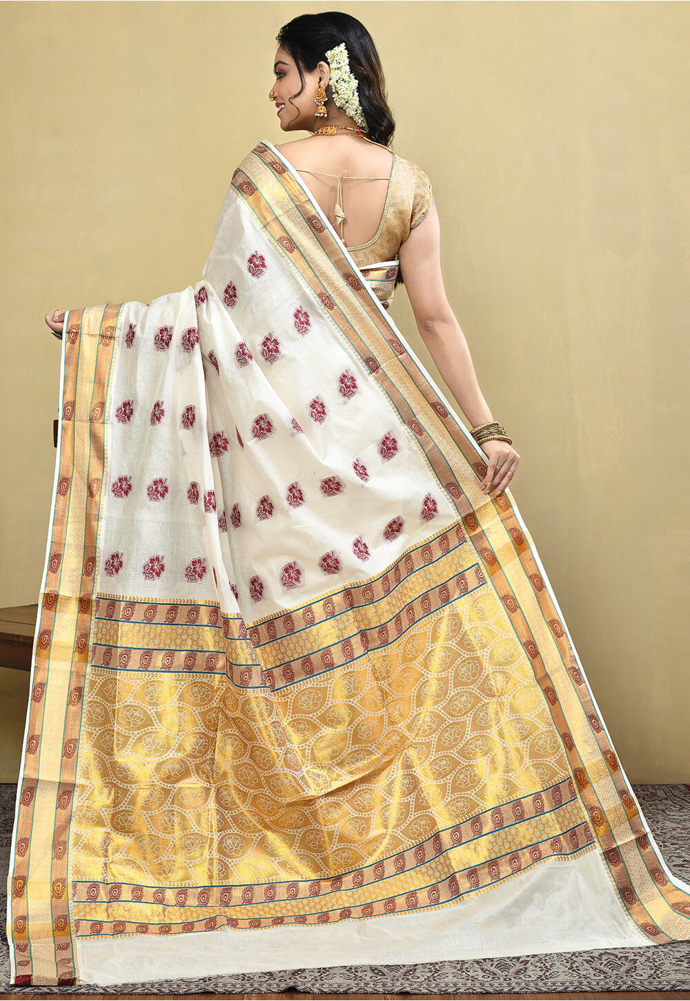 Buy Kerela Kasavu Pure Cotton Saree in Off White Online : SPN6824 ...