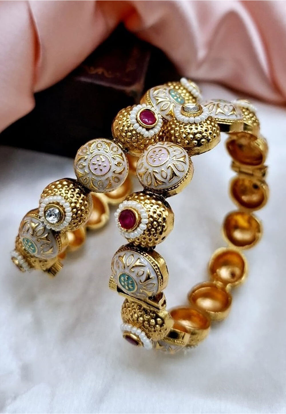 Buy Meenakari Bangle Pair Online : JHU5554 - Utsav Fashion