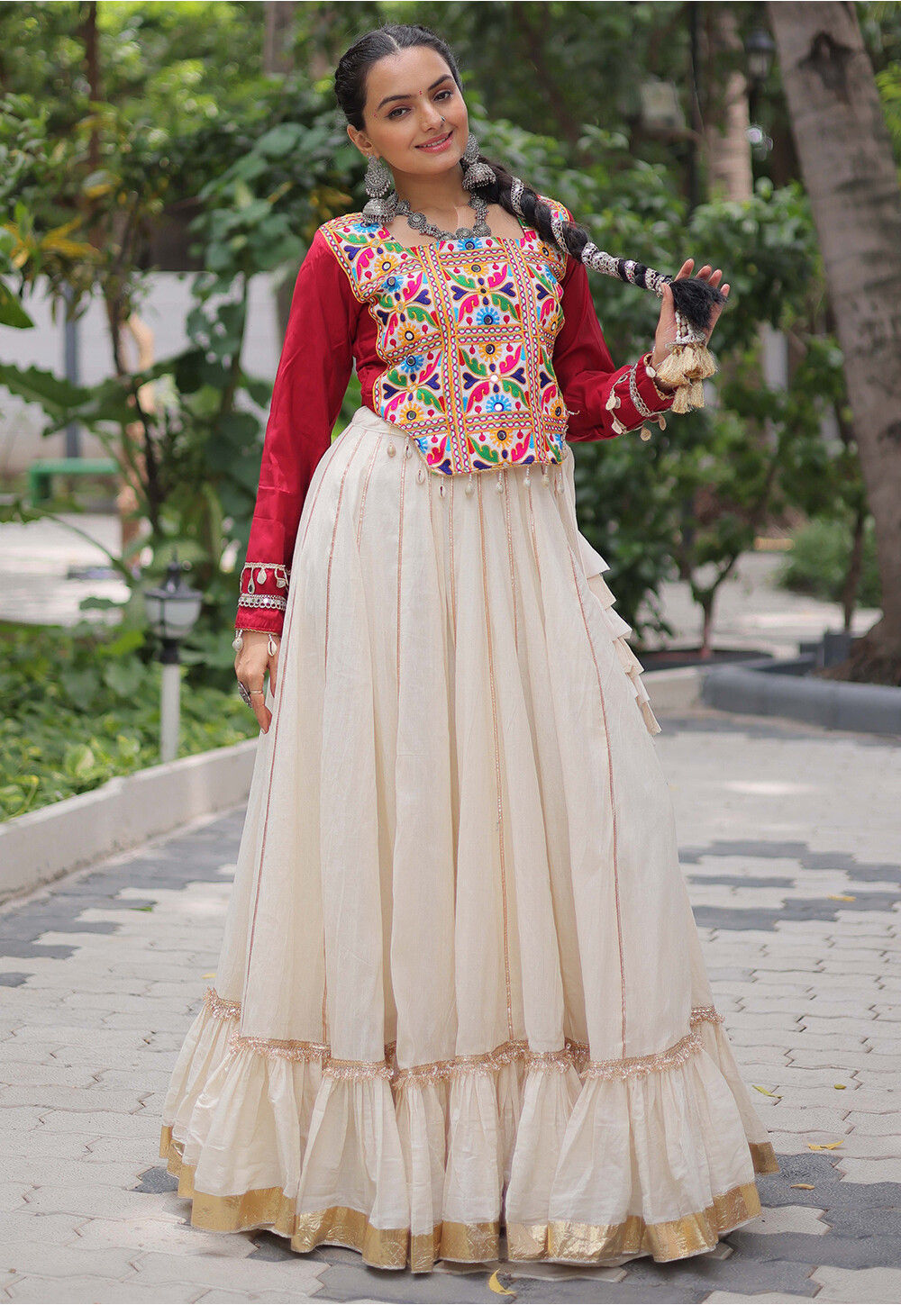 Buy Navratri Special Cotton Lehenga in Off White Online : LBC2587 ...