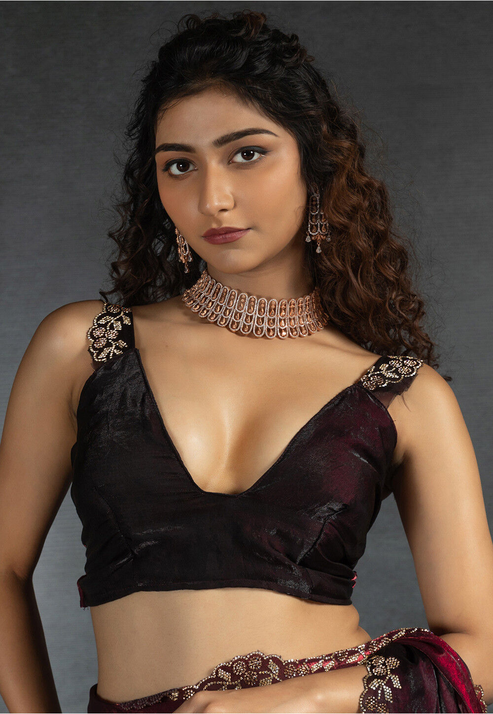 Buy Ombre Tissue Scalloped Saree in Wine Online : SCBA5968 - Utsav Fashion