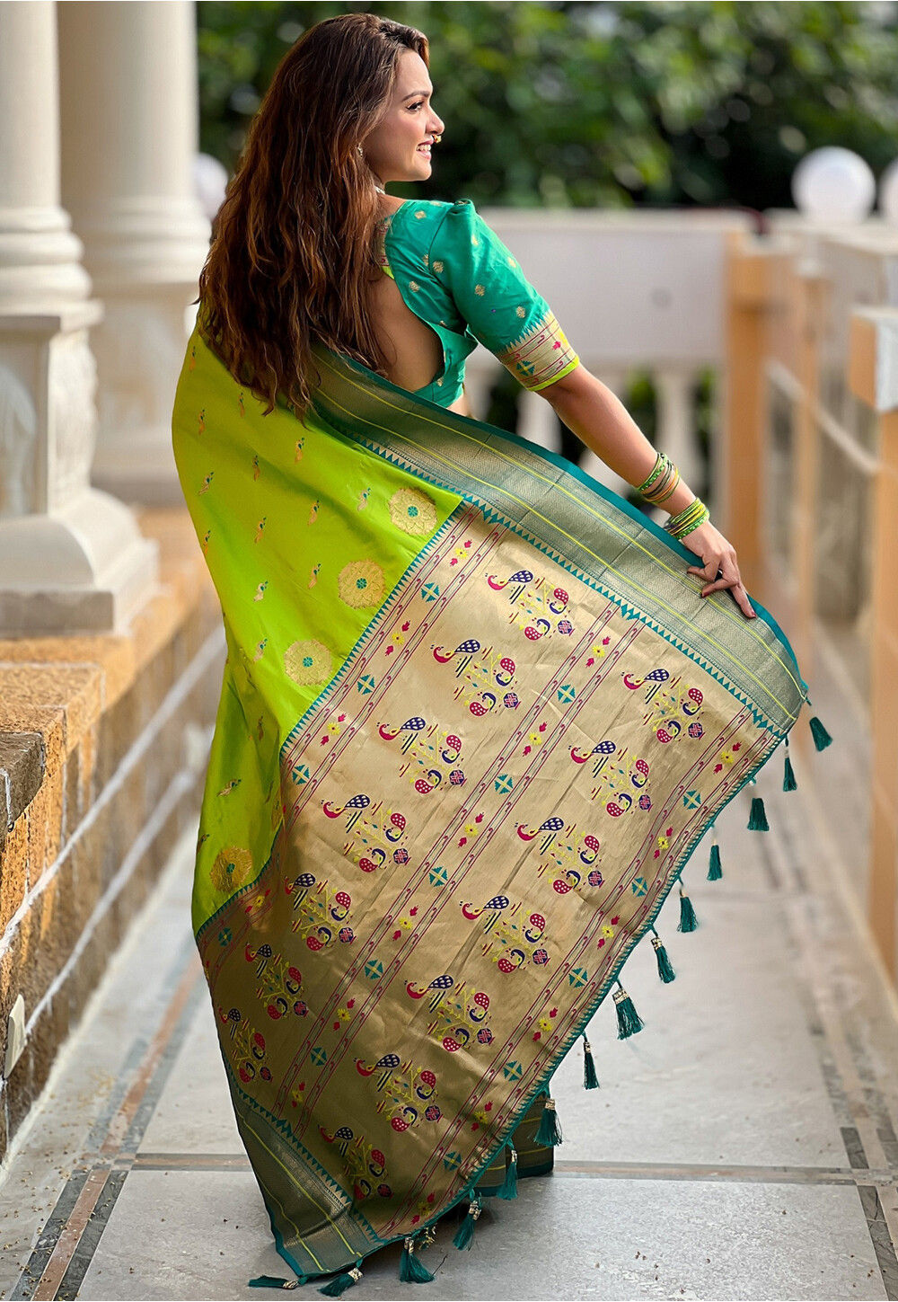 Buy Paithani Saree in Light Green Online : SCH276 - Utsav Fashion
