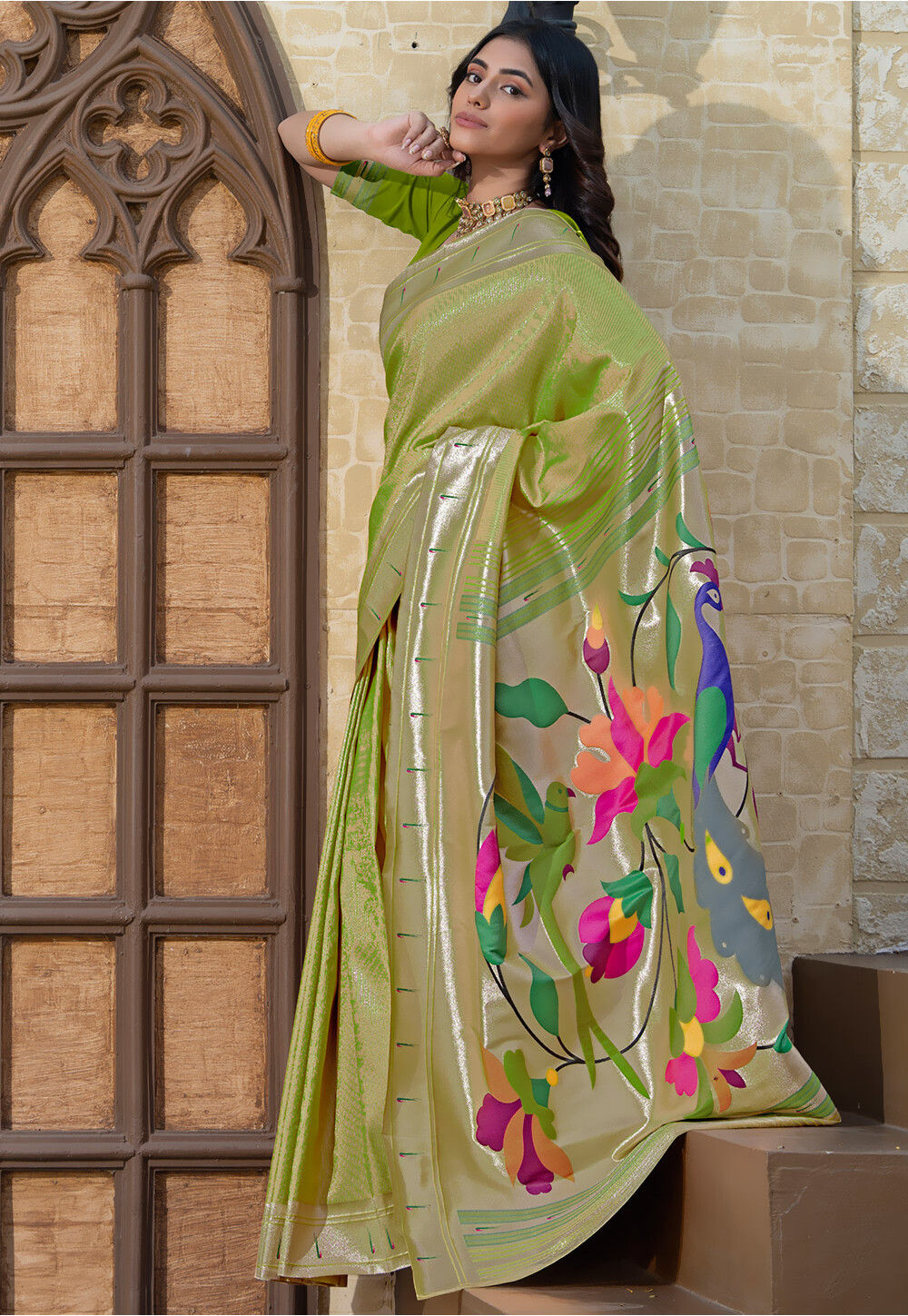 Buy Paithani Saree in Light Green Online : SNV885 - Utsav Fashion