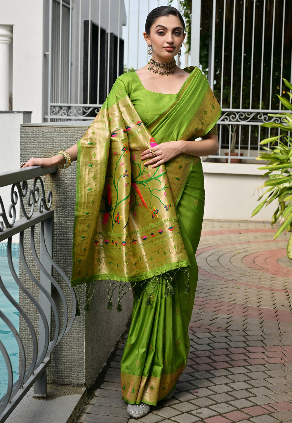 Buy Paithani Saree in Light Green Online : SZDA1473 - Utsav Fashion
