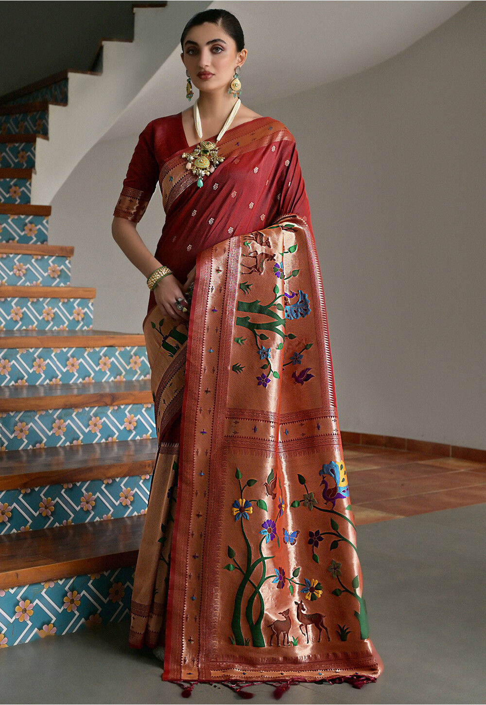 Buy Paithani Saree in Maroon Online : SZDA1463 - Utsav Fashion