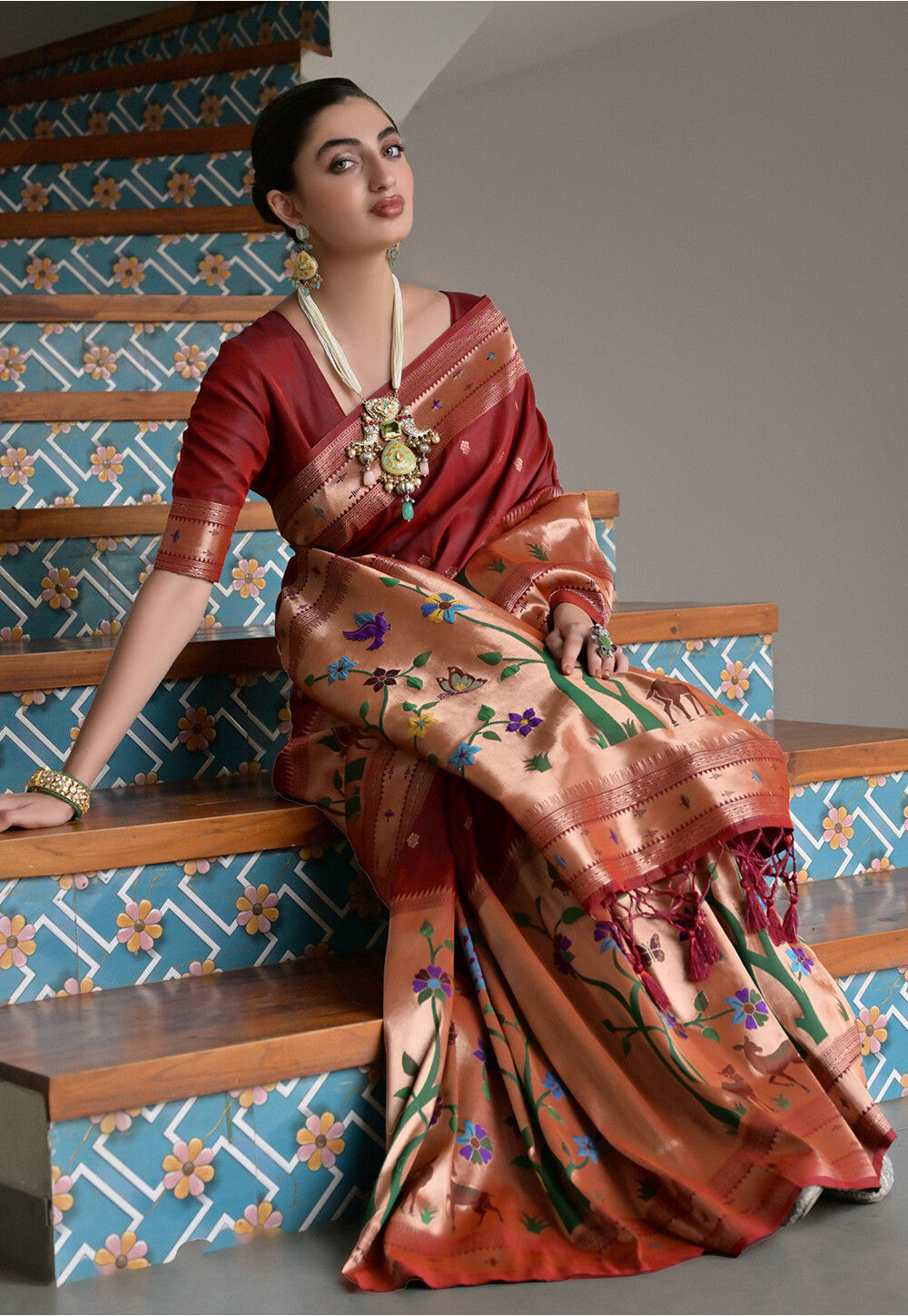 Buy Paithani Saree in Maroon Online : SZDA1463 - Utsav Fashion