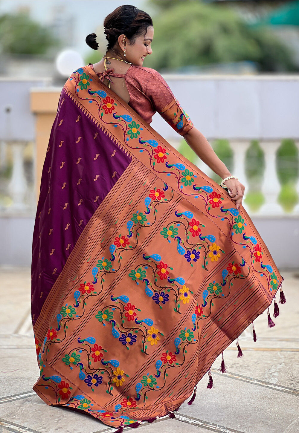 Buy Paithani Saree in Violet Online : SPF16220 - Utsav Fashion