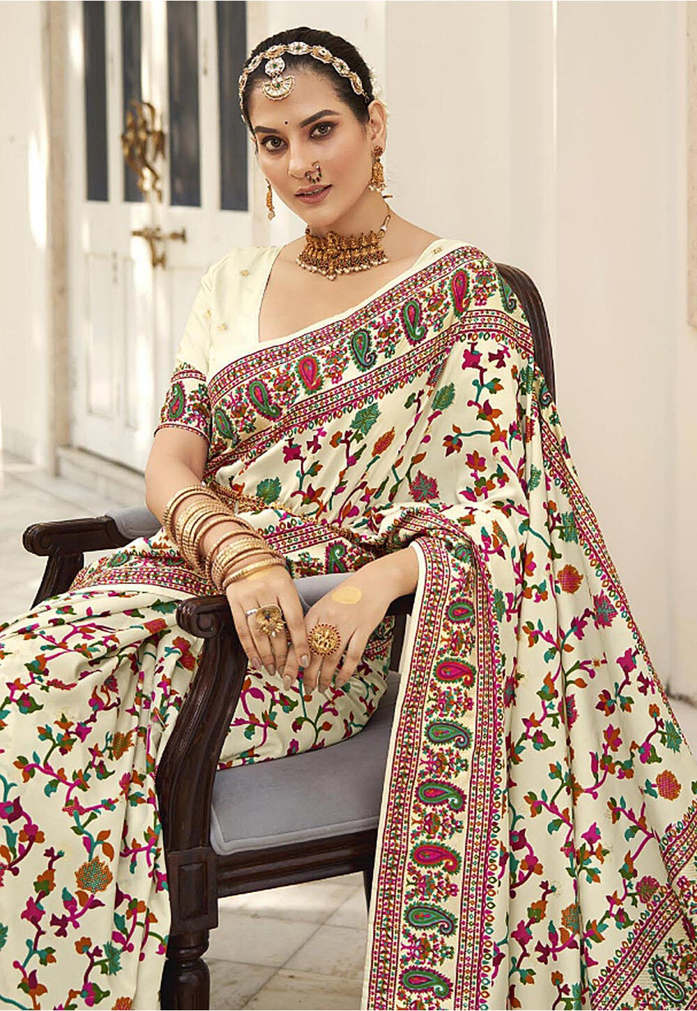 Buy Printed Art Silk Saree in Cream Online : SEW15052 - Utsav Fashion