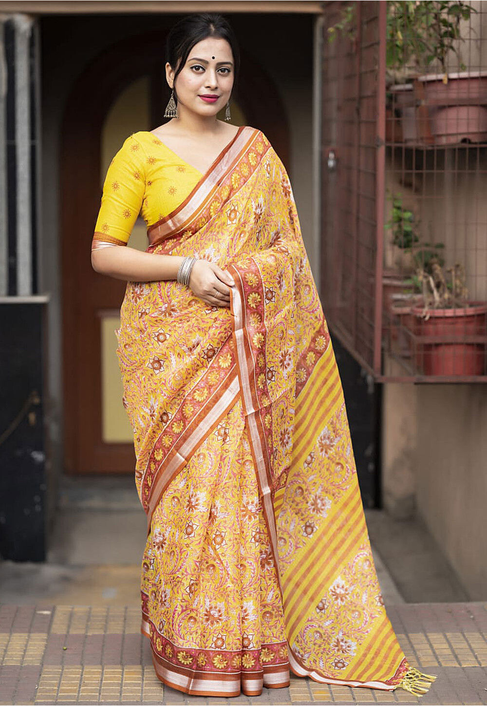 Buy Printed Kota Doria Saree in Yellow Online : SCCA249 - Utsav Fashion