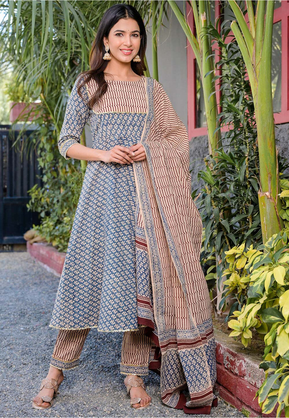 Buy Printed Pure Cotton Pakistani Suit in Grey Online : KHS798 - Utsav ...