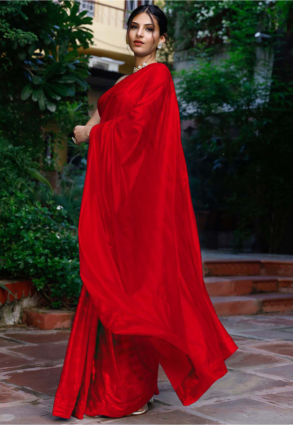 Buy Solid Color Shimmer Lycra Nylon Saree in Red Online : SJN7539 ...