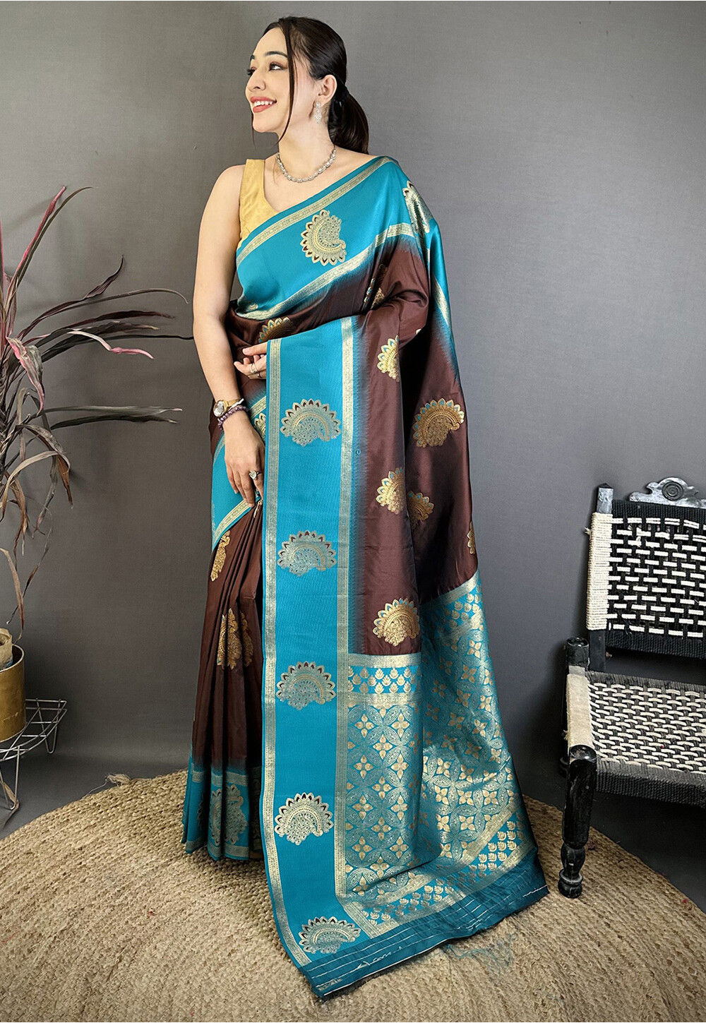 Buy Woven Art Silk Saree in Brown Online : SEJ2423 - Utsav Fashion