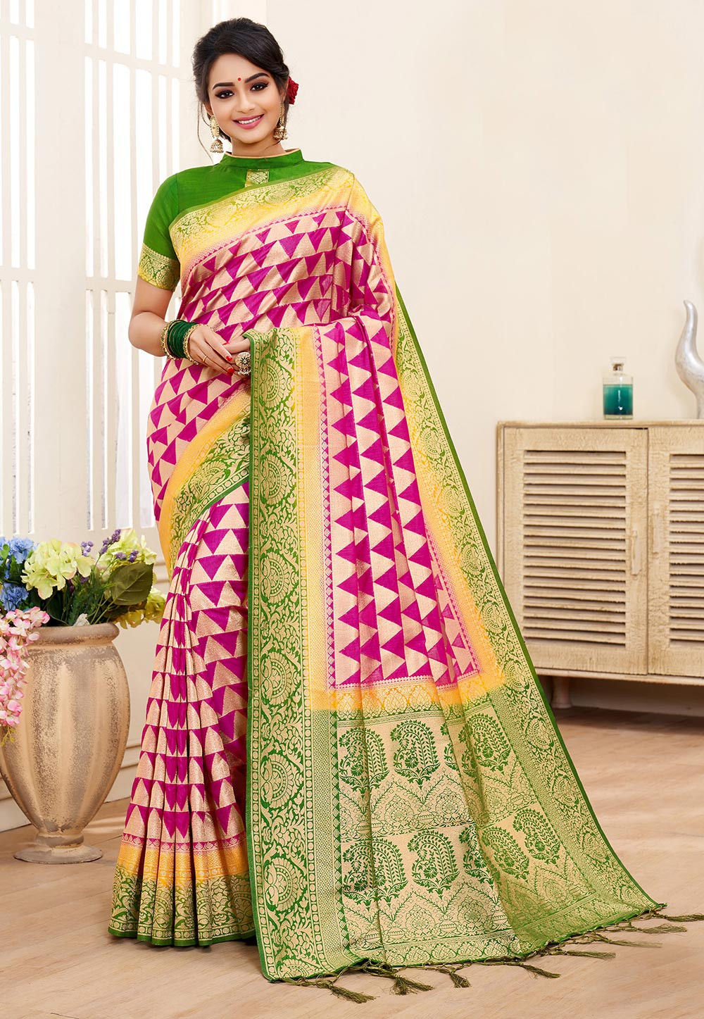 Buy Woven Art Silk Saree in Fuchsia and Green Online : SPTA3775 - Utsav ...
