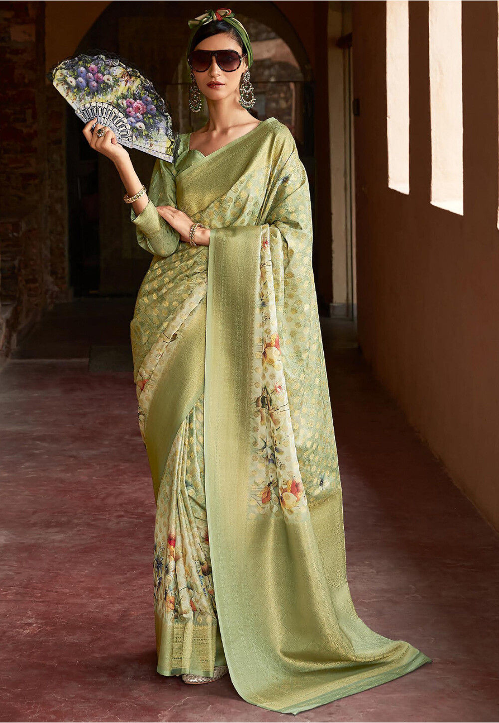 Buy Woven Art Silk Saree in Light Green Online : SEW15930 - Utsav Fashion