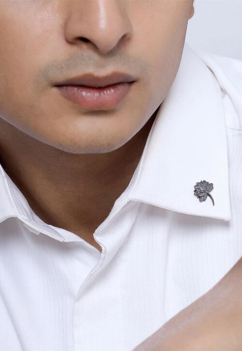 Buy Divine Lotus Metallic Collar Tips Online : MTE2089 - Utsav Fashion