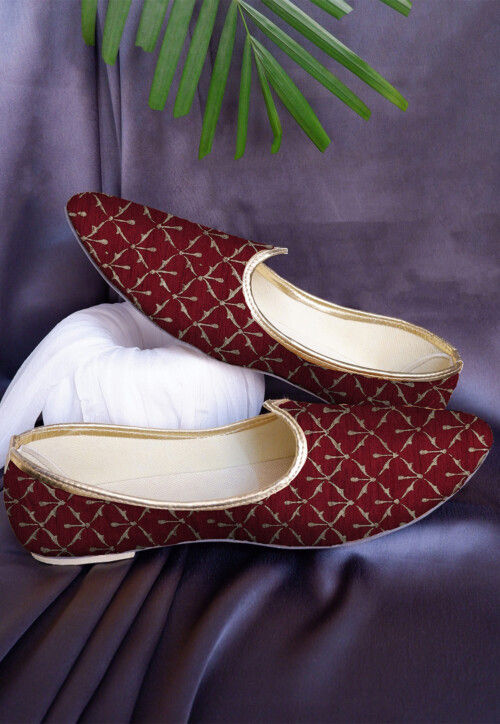 Buy Hand Block Printed Dupion Silk Mojari in Maroon Online : JJM133 ...