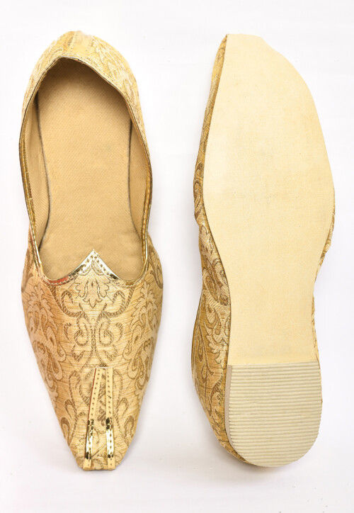 Buy Woven Art Silk Jacquard Men Mojari in Beige Online : DND31 - Utsav ...