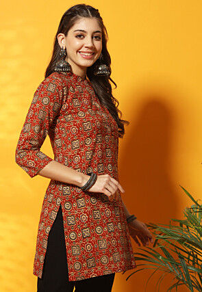 Kurtis: Buy Indo-Western Kurtis for Women Online | Utsav Fashion