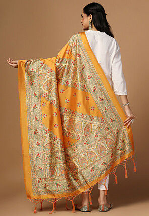 Dupattas: Buy Indian Ethnic Wear Dupattas for Women Online | Utsav Fashion