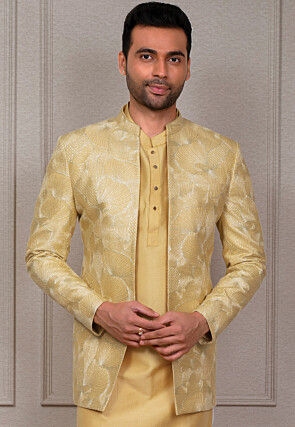 Indian Garbs for Wedding Reception: Ethnic and Fusion Outfits
