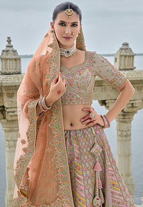 Indian Garbs for Wedding Reception: Ethnic and Fusion Outfits