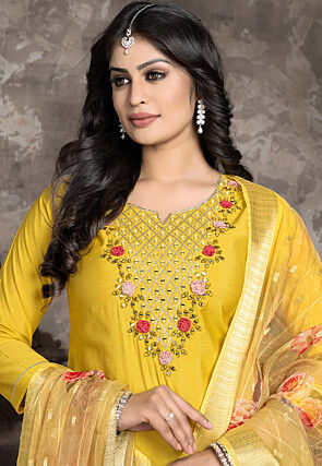 Yellow Pakistani Suits & Salwar Kameez: Buy Online | Utsav Fashion