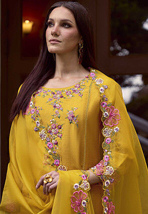 Yellow Pakistani Suits & Salwar Kameez: Buy Online | Utsav Fashion