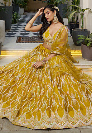 Yellow Lehenga Cholis: Buy Latest Indian Designer Yellow Ghagra Choli ...