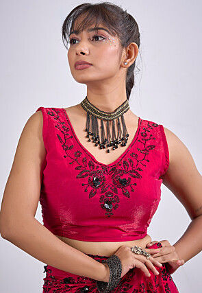 Red Saree: Buy Latest Red Sarees for Women Online