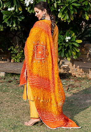 Yellow Pakistani Suits & Salwar Kameez: Buy Online | Utsav Fashion