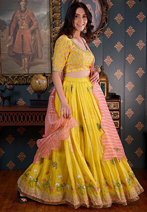 Yellow Lehenga Cholis: Buy Latest Indian Designer Yellow Ghagra Choli ...
