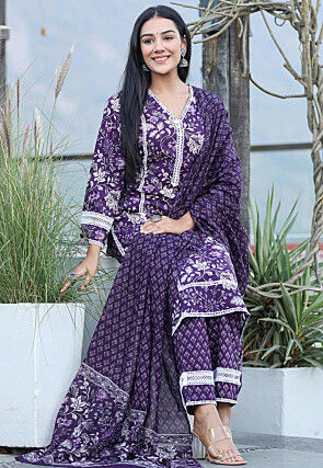 Pakistani Suits: Buy Designer Pakistani Dresses For Women Online