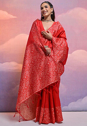 Red Wedding Sarees: Buy Latest Indian Designer Red Bridal Sarees Online ...