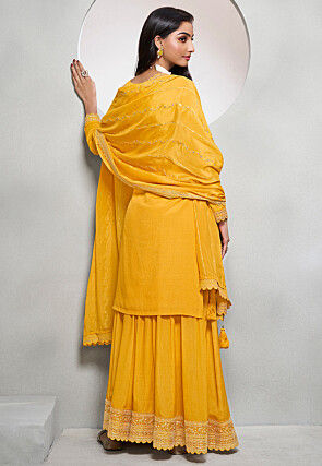 Yellow Pakistani Suits & Salwar Kameez: Buy Online | Utsav Fashion